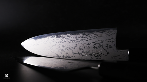 Understanding Blade Angles: Western vs. Japanese Knives – MUSASHI